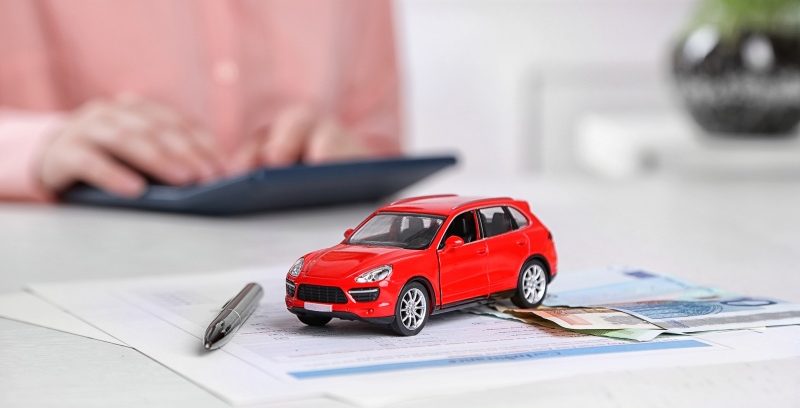 10 Fragen zum Lieferverzug beim Neuwagenkauf: Anwalt erklärt